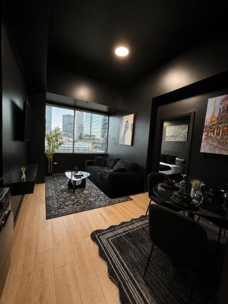 Black Cave Skyline Luxury 1br Ug Parking - St. Albert