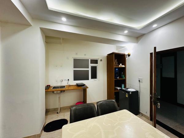 Comfy Stays In Vrindavan - Vrindávan