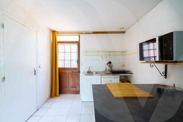 Grand Studio Mezzanine, Piscine Et Parking - Prades, France