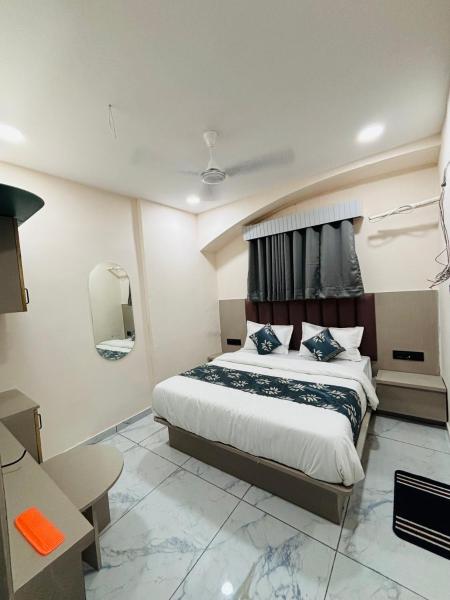 Hotel Plan Sky - Ahmedabad