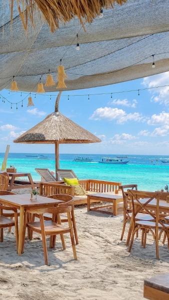 Mawi Beachfront Gili Trawangan - Gili Islands