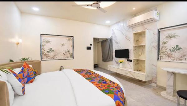 Hotel Aundh Homtel - Pune
