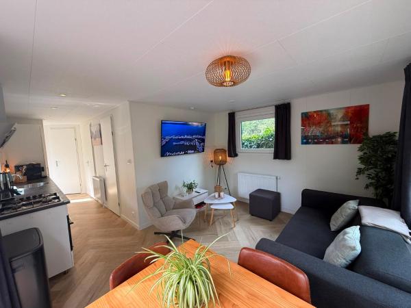 Chalet Met Eigen Buiten Jacuzzi Hoenderloo Veluwshof - Apeldoorn