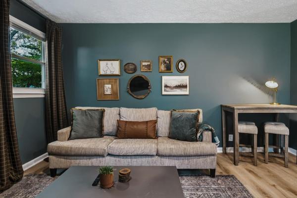 Shepard's Lodge - Families And Pets Welcome! - Indianapolis, IN
