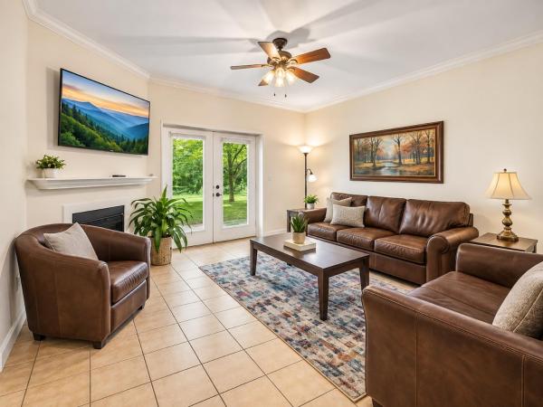 Updated 2br Pigeon Forge Condo 100 Ft To Pkwy - Pigeon Forge, TN