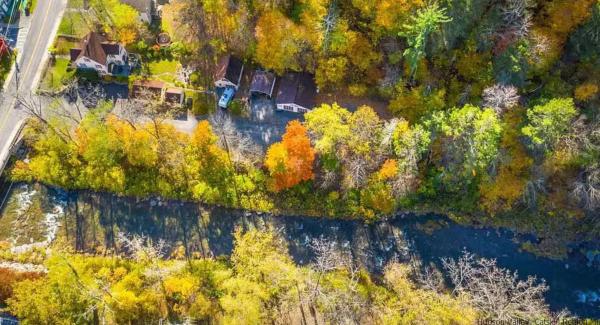 Creekside Cottage - State of New York