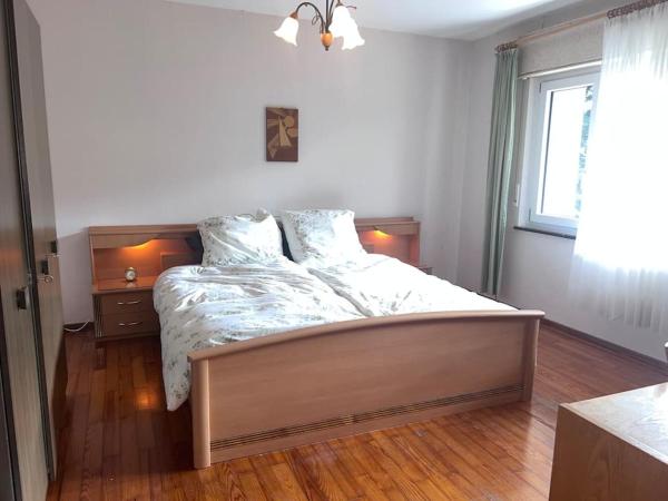 Ferienhaus Spessart Retreat Altenbuch - Historisches Familienhaus Am Waldrand Für 9 Gäste - Spessart