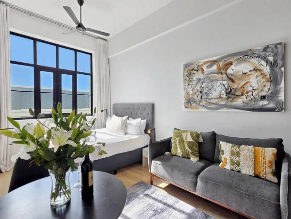Stylish Studio At The Harri, East City - Cape Town