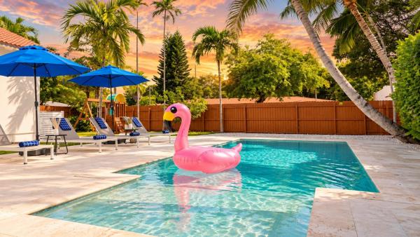 Miami Oasis - Heated Pool - Bbq - Playground - Large Private Patio - Miami, FL