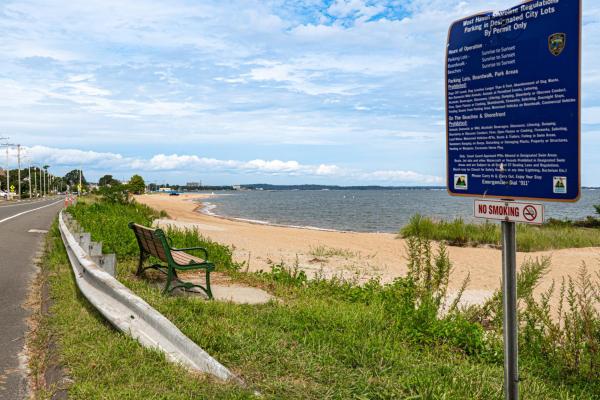 Stroll To Shore, Hot Tub! West Haven Extended Stay - New Haven