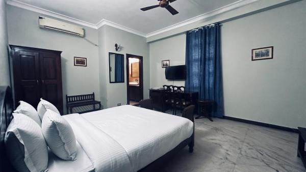 Fabhotels Queensbury - 海得拉巴