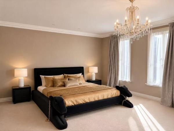 Luxurious 6-bed Glen Iris Villa With Pool & Parking - Box Hill