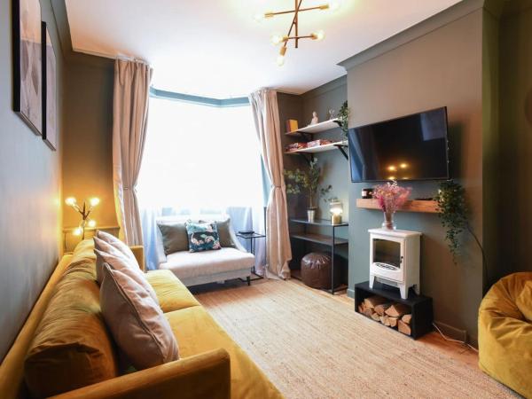 Air Maison - 3 Bedroom Getaway - City Central - Havant