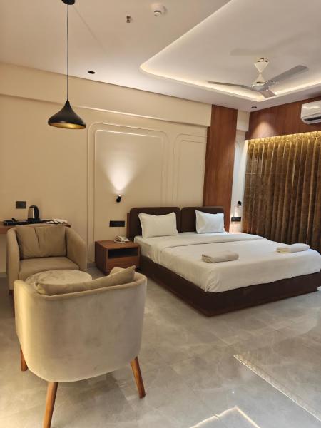 Majestic Park Inn - Daman