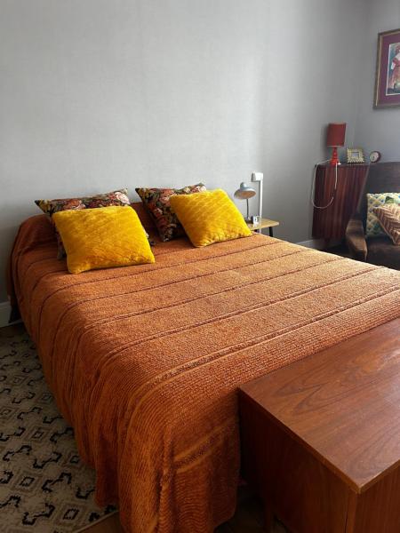 Chambre Cosy Et Vintage - Ambert