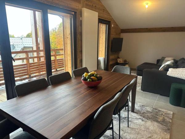 Appart Neuf 3 Ch 8 Pers Près Patinoire Avec Balcon Et Parking - Fr-1-572-347 - Les Carroz d'Arâches
