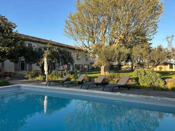 Mas Du Petit Duc Mas Provençal, Piscine, 100 M2, 6 Personnes - Cavaillon
