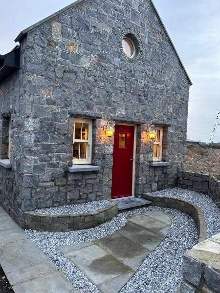 Cosy Farmhouse - Donabate