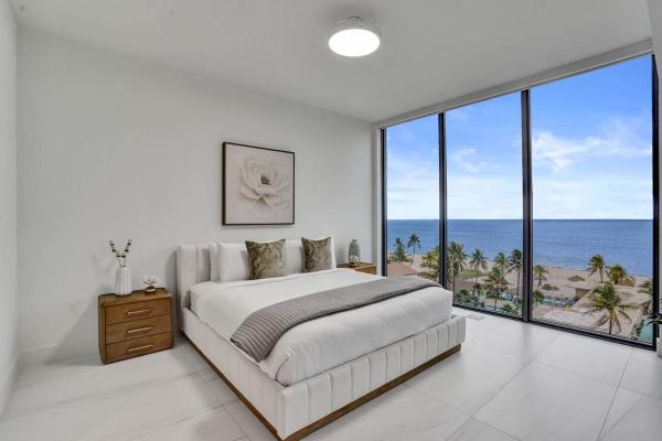 Luxury Ocean View 3br Pool & Steps To Beach - Pompano Beach, FL