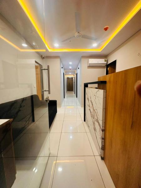 Hotel Grand View - Surat