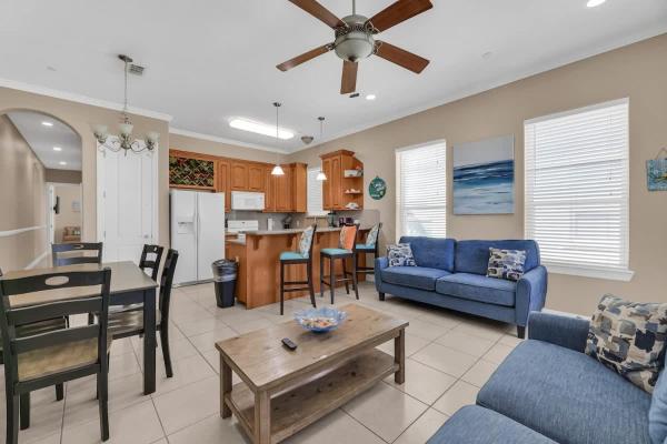 Isla Bella - 2br Steps From The Beach With Pool - South Padre Island, TX