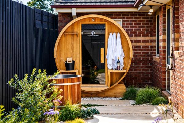 Private Sauna & Ice Bath - Coastal Wellness Escape - Melbourne