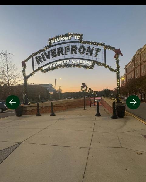 Cozy Two Story Home Great For Families - Alabama
