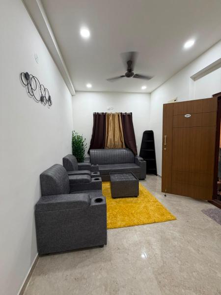 Cozy 2bhk -Fast Wifi - Serillingampally - Hyderabad