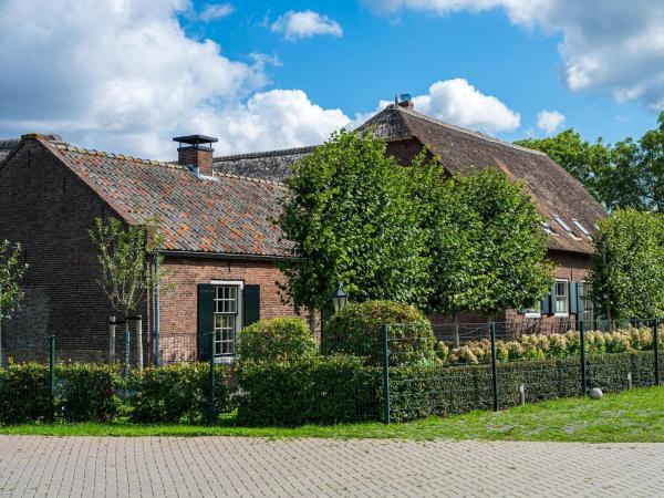 Farmhouse With Terrace In Montfoort - Utrecht