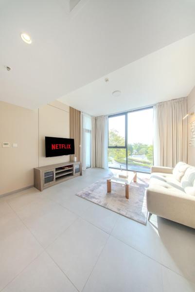 1bhk Aljada Green Views - 2 Washrooms - Balcony - Charjah