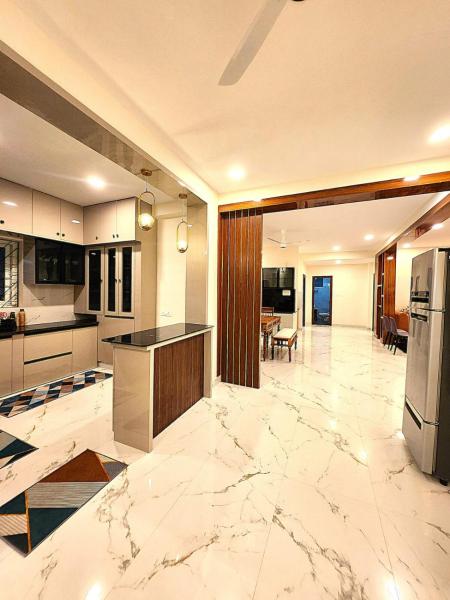 Ultra-luxe Spacious 3bhk In Prime Location 1s - Hyderabad