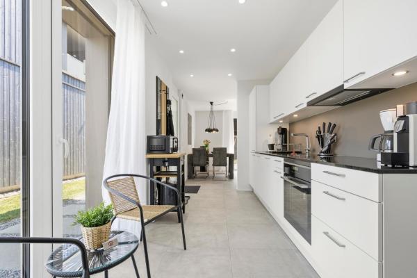 Ferienhausträume - Ebenerdiges Bodensee Apartment Mit Garten Und Großer Terrasse Mit Grill - Kanton Thurgau