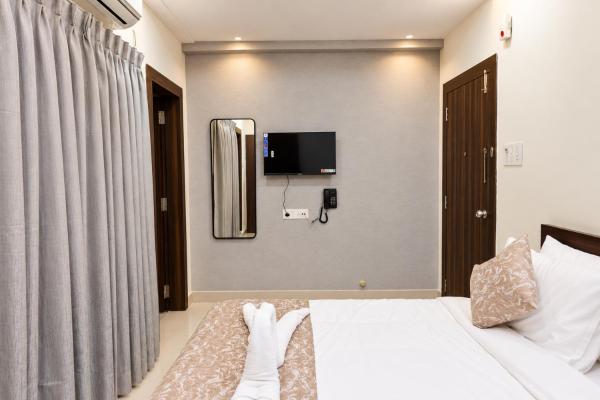 Hotel Rakesh Grand, Gachibowli - Hyderabad