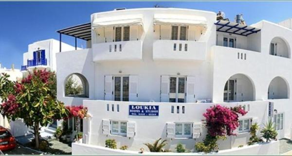 Loukia Apartments & Studios - 파로스