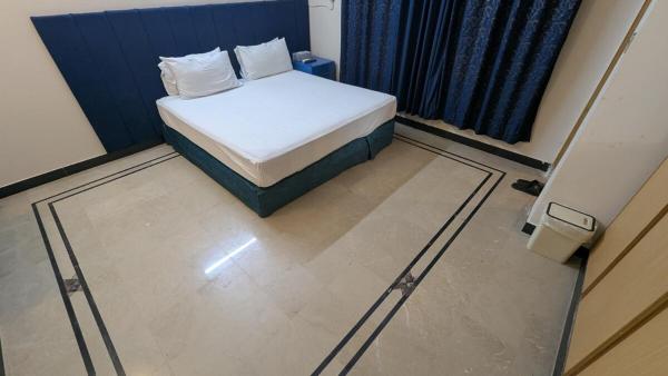 Family Guest House Rooms - イスラマバード