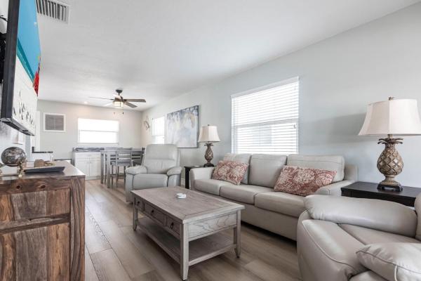 Aloha Kai Villa 35 - Unwind In Your Coastal Oasis - Siesta Key, FL