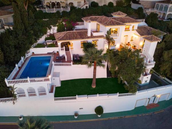 Large Family Villa 500m From Beach With Stunning Views - La Cala de Mijas