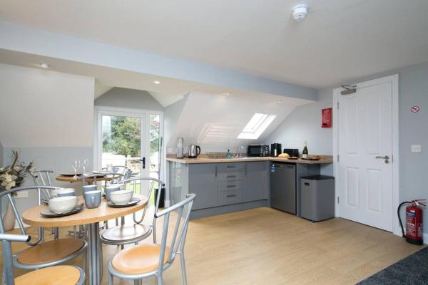 Modern En-suite Room In Country Pubrestaurant 2 With Communal Kitchen - Pass The Keys - Bangor, UK