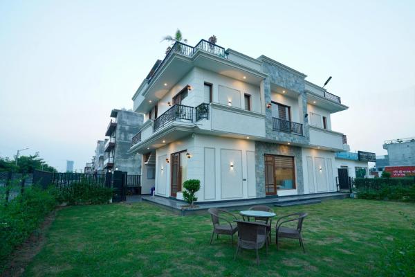 The Courtyard 82 - Mohali
