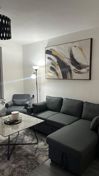 Spacious Sheffield Home Near M1 Sleeps 5 - Rotherham