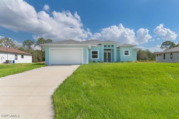 Azure Oasis House - Lehigh Acres, FL