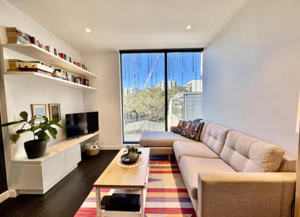 South Yarra Pad - Free Parking - Central Location - St Kilda