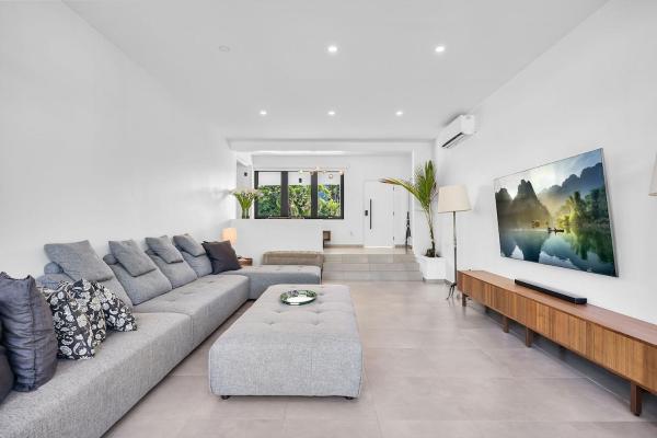 Water Tank And Generator Modern Guaynabo Home With Yard Sauna - San Juan, Puerto Rico
