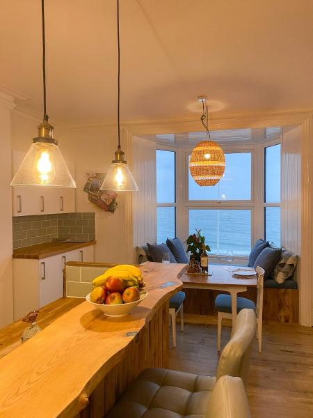 Lovely Seafront 2 Bed Flat In Aberystwyth - Aberystwyth