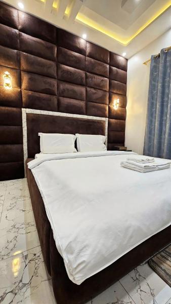 Ellah Suites - Cotonou
