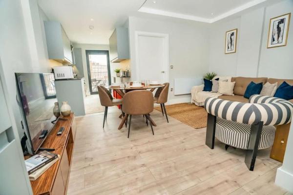 Modern 1 Bedroom Apartment In Leicester W Balcony - 레스터