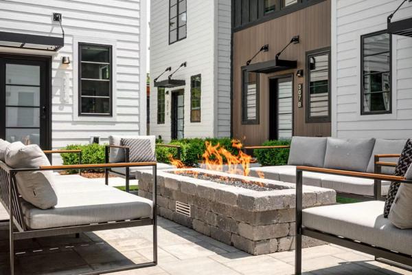 Hamilton Place Lakestone Building 4br Near Downtown Trails - Traverse City, MI