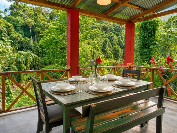 Casa Campesina Familiar Río, Bbq, Billar En Villaclard Los Cacaos - República Dominicana