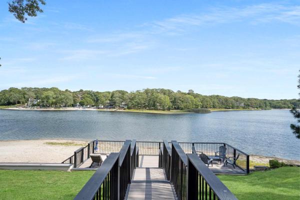 Waterfront Home W Private Beach & Firepit - Broadway, NY