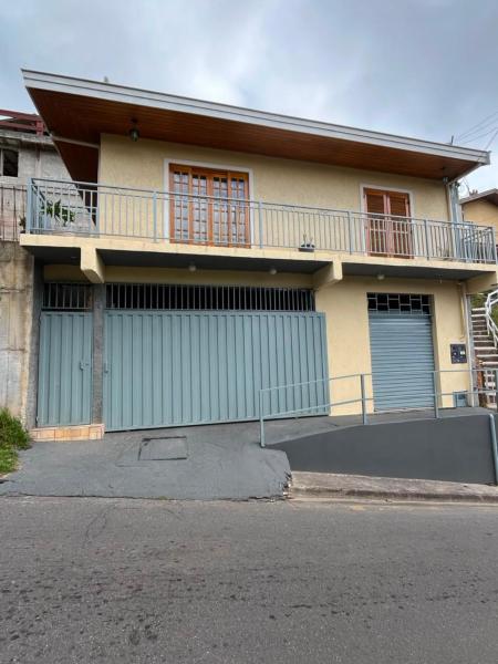 Casa Em Campos - Campos do Jordão